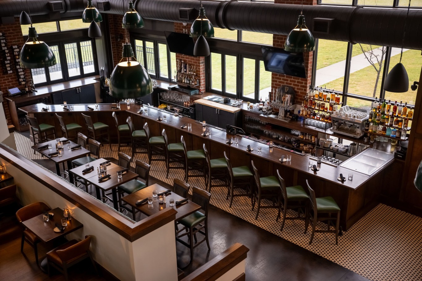 Home - Bay House Oyster Bar & Restaurant | Pier 6 Rooftop Bar & Restaurant