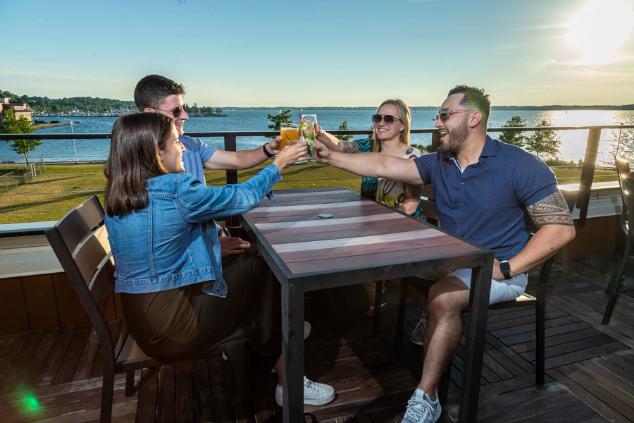 Pier 6 Rooftop Bar & Restaurant - Bay House Oyster Bar & Restaurant ...